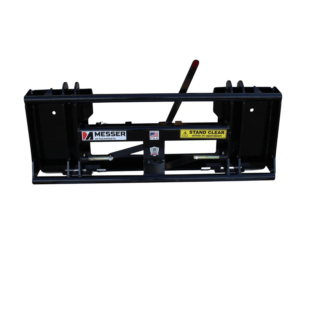 Male Global to universal skid loader adapter - Messer Attachments